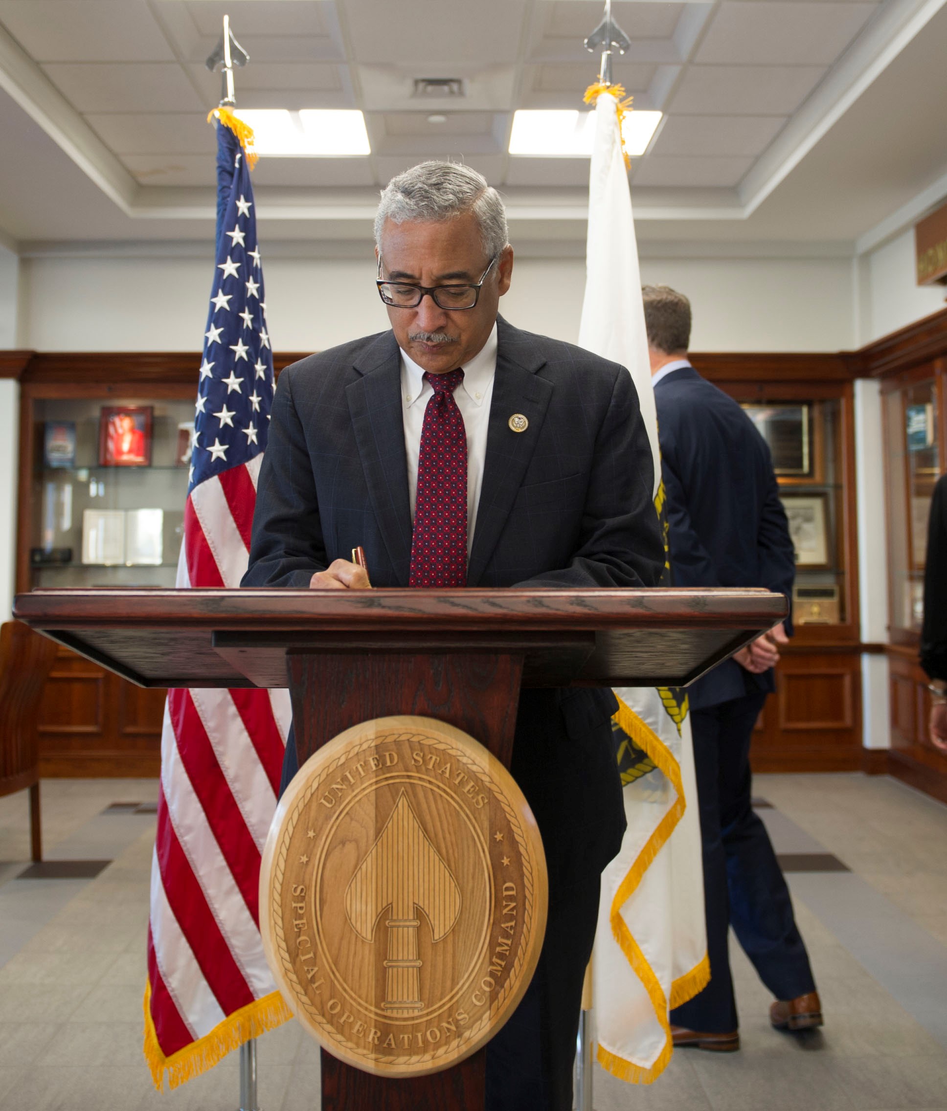 U.S. House members visit SOCOM